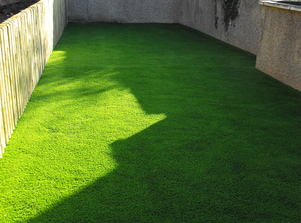 LazyLawn Artificial grass installer in Bristol – Garretts Landscapes
