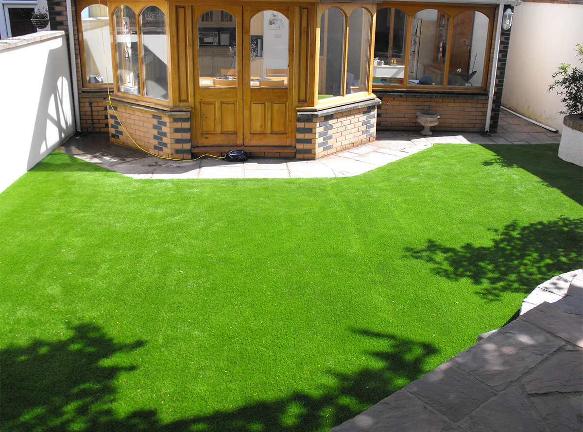 LazyLawn Artificial grass installer in Bristol – Garretts Landscapes